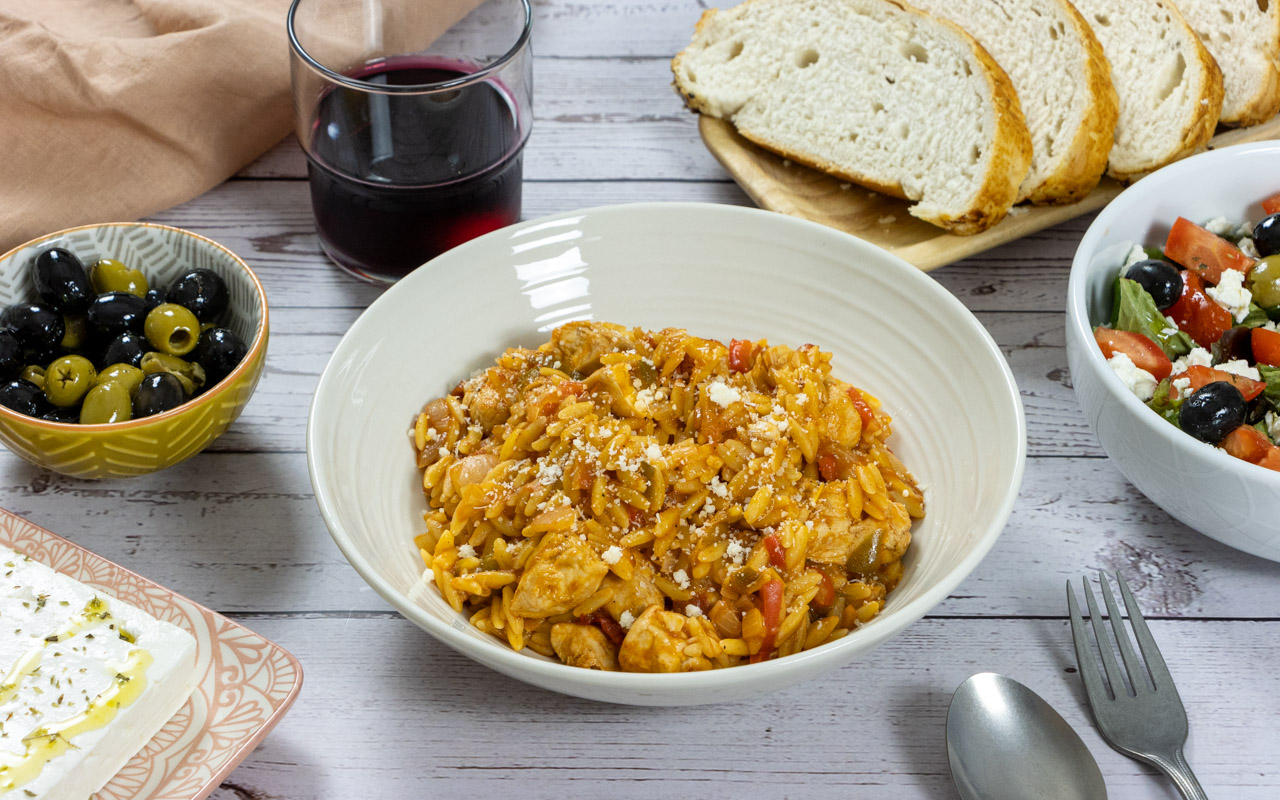 Giouvetsi with Chicken | fooodlove.com